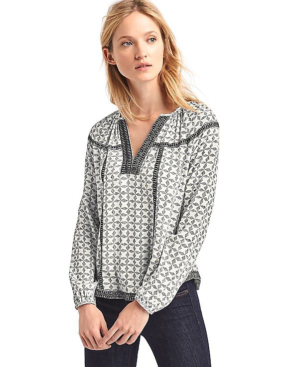 Buy GAP Women Grey Geo Embroidered Peasant Blouse NNNOW